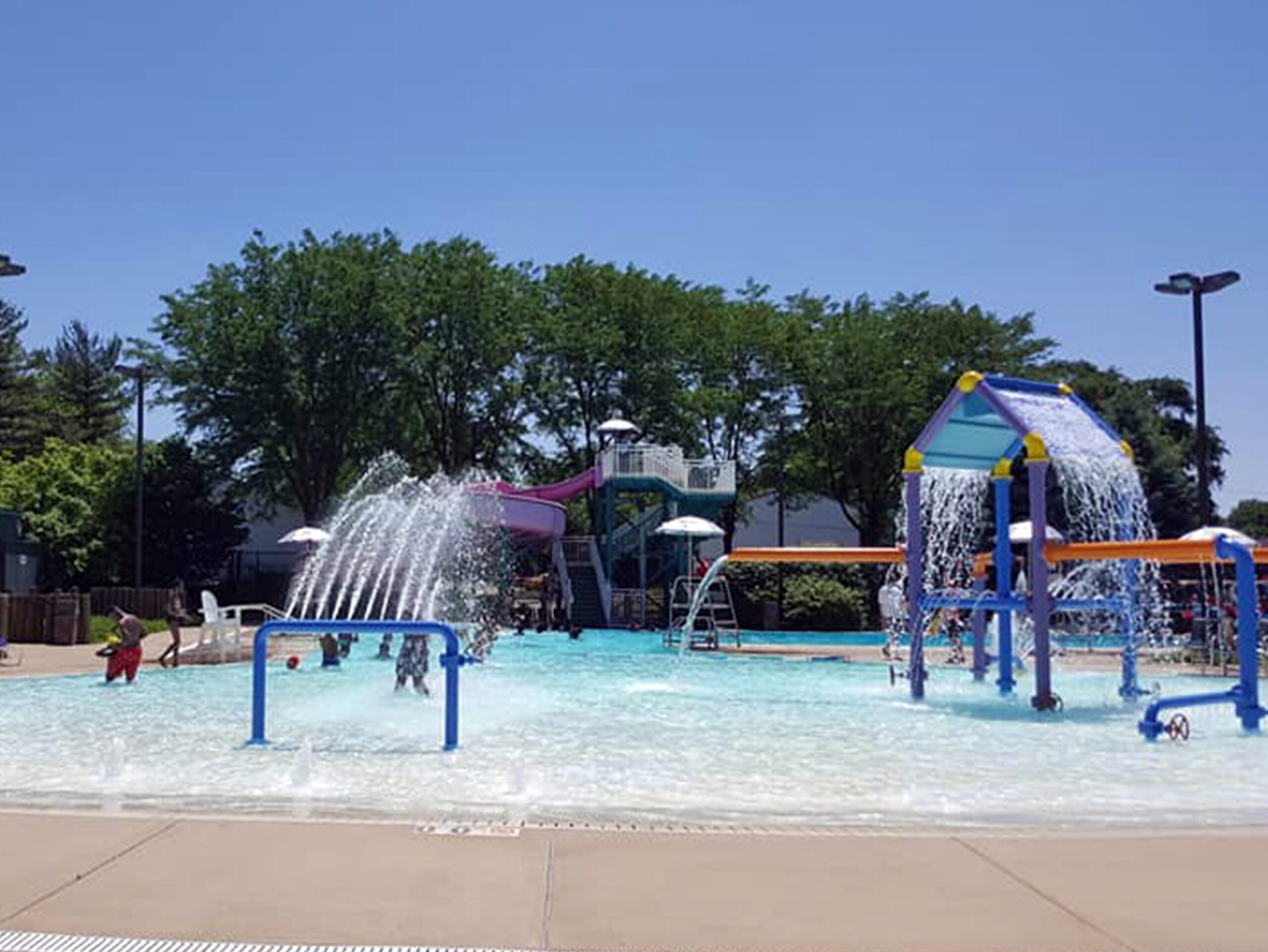 Gwynn Family Aquatic Center - Peoria Park District
